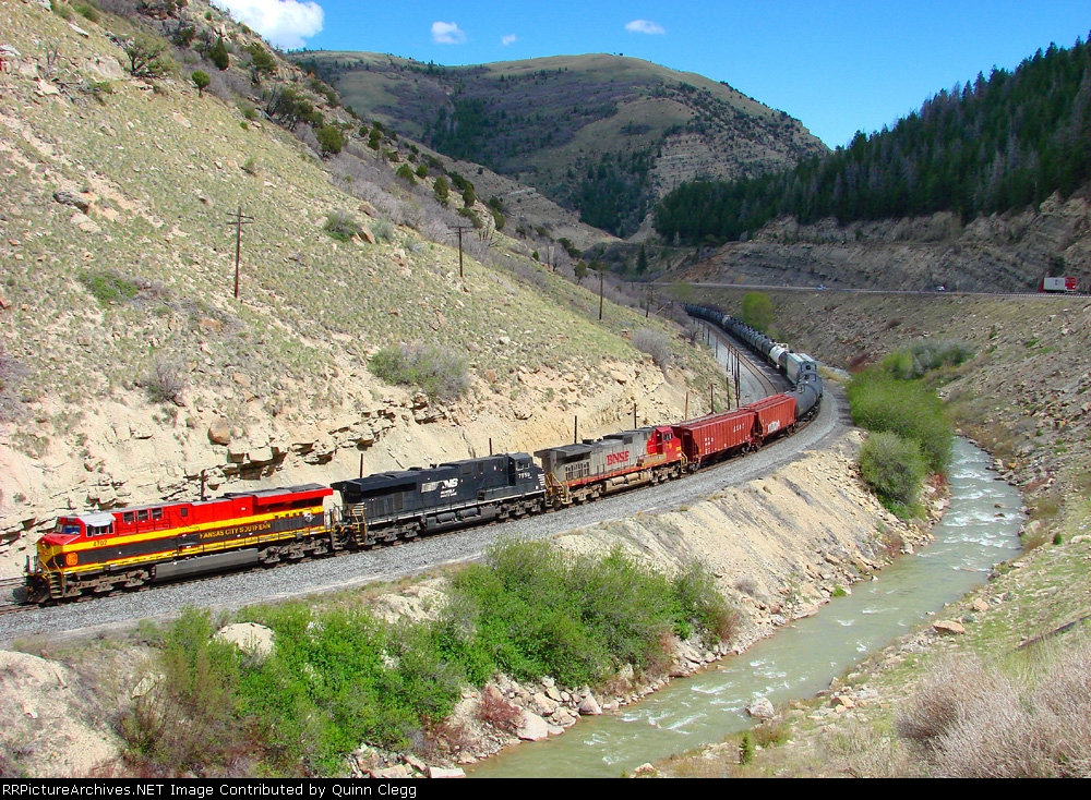 BNSF's M-DVPV-J Nolan,Utah.May 29,2010.